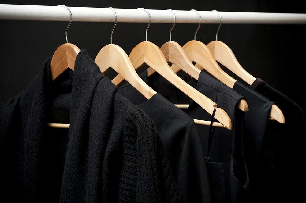 Dicas para lavar roupas escuras – Blog do Repassa